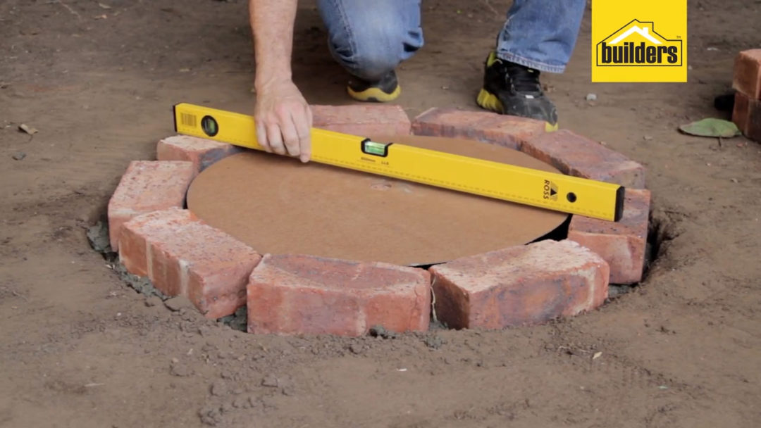 How to make a brick fire pit with a steel liner | DIY Blog