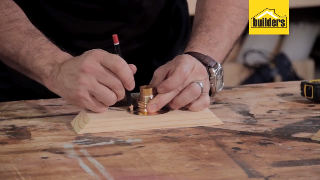 How to make an Edison Light Box | DIY Blog